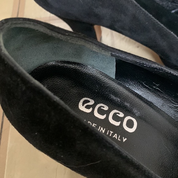 Ecco / Sacco | Shoes | Ecco Sacco Black Suede Pumps Made In Italy ...